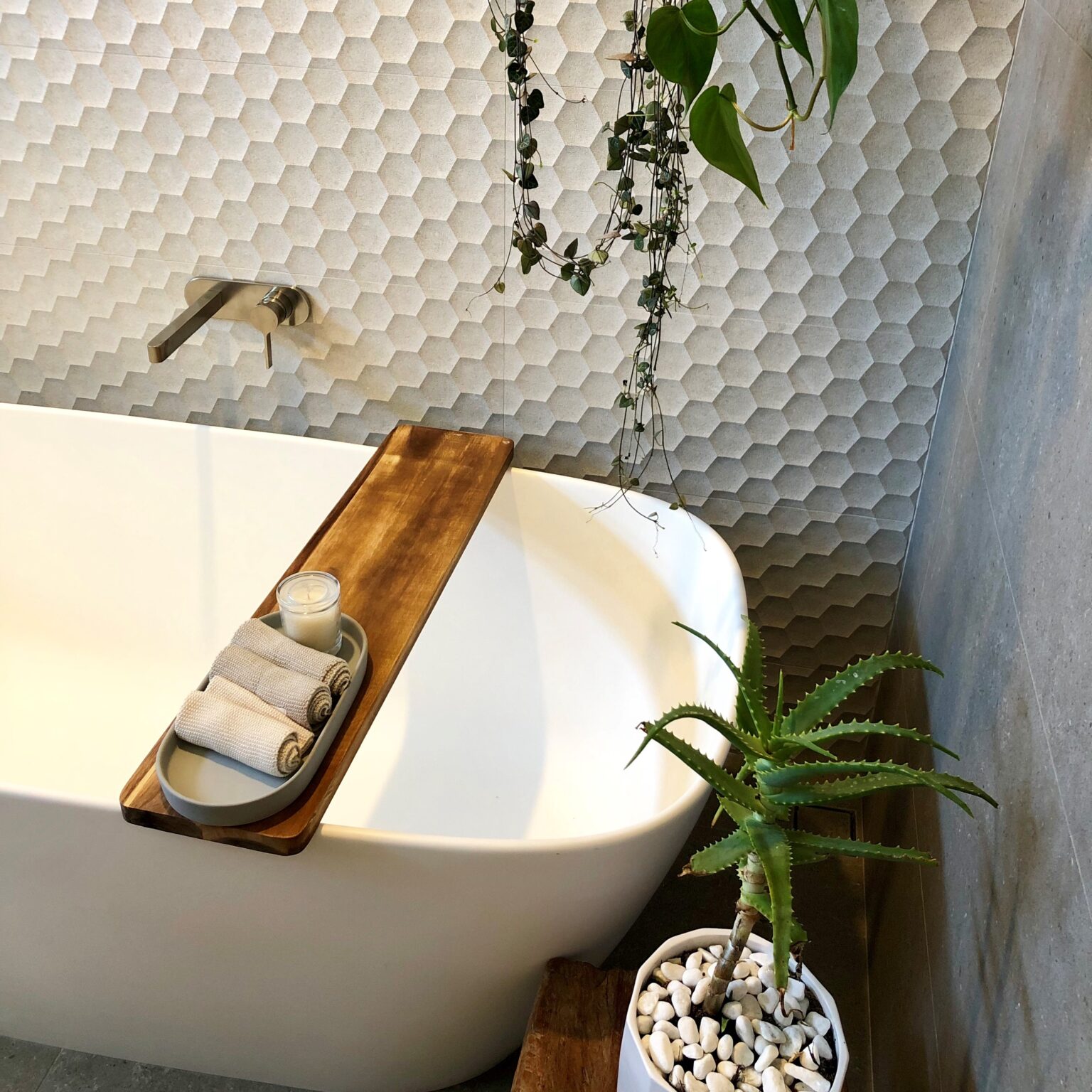 Bera & Beren Wall - Ceramic City
